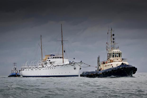 Woolston-built superyacht hosted Hollywood royalty and came back from ...