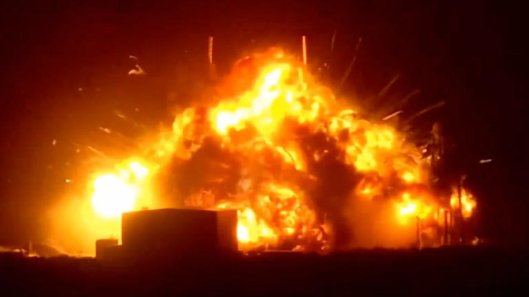 Watch: Huge blast rocks Blue Origin as New Glenn rocket explodes during ...