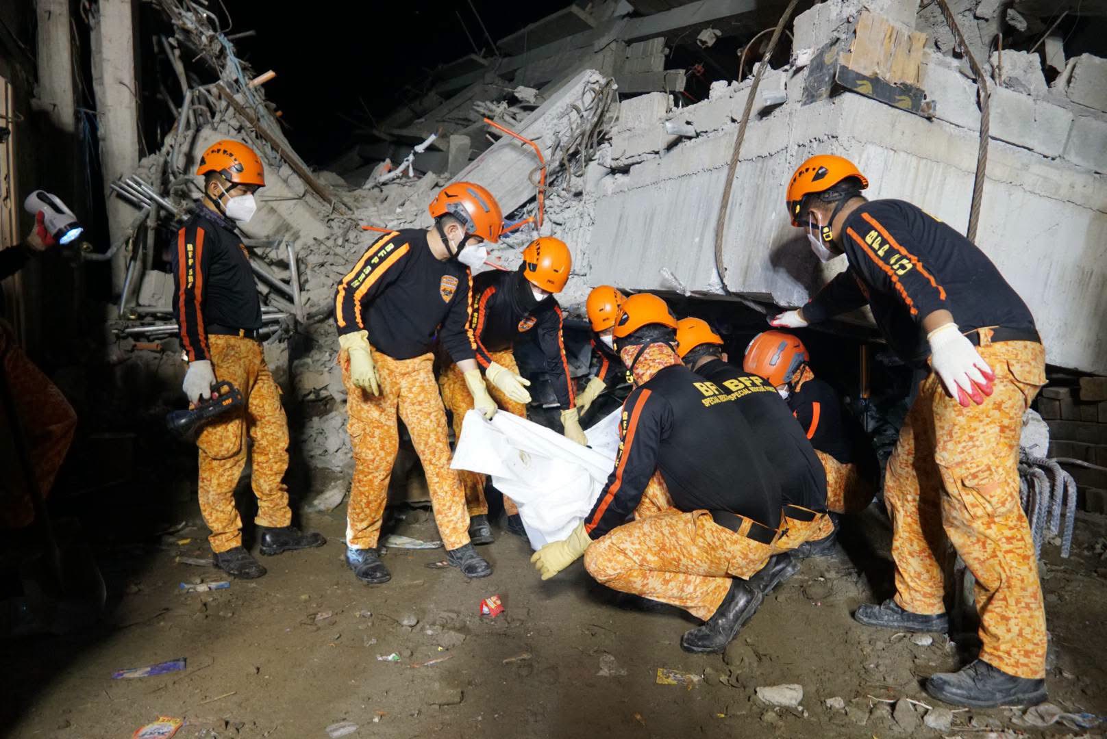 Angeles City building collapse deaths now 6