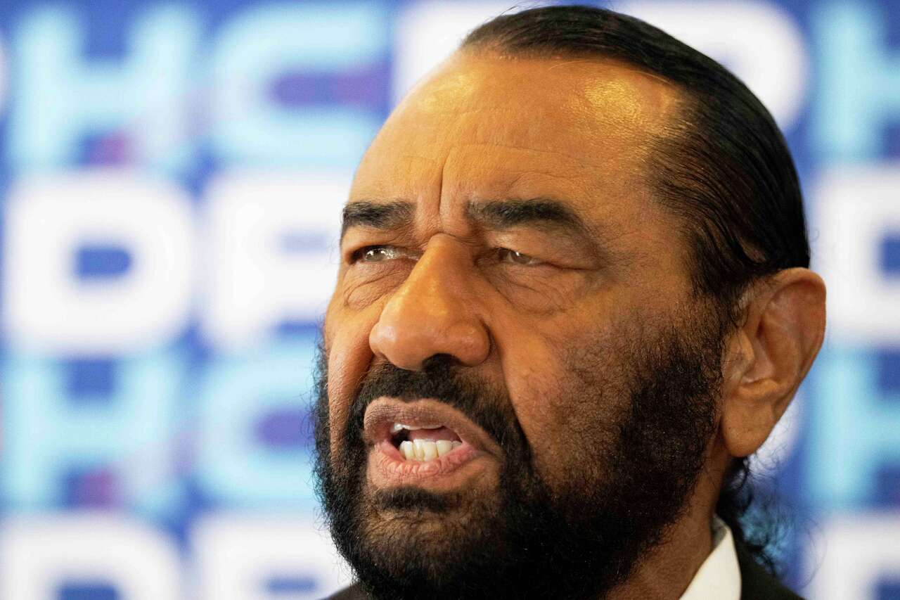 Al Green tells AIPAC to 'crawl back into your hole'