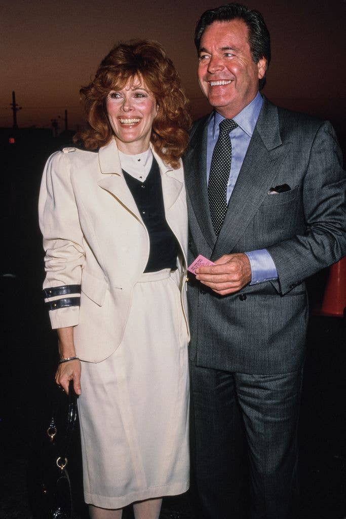 Hart to Hart star Robert Wagner, 96, and former Bond girl wife, 85 ...