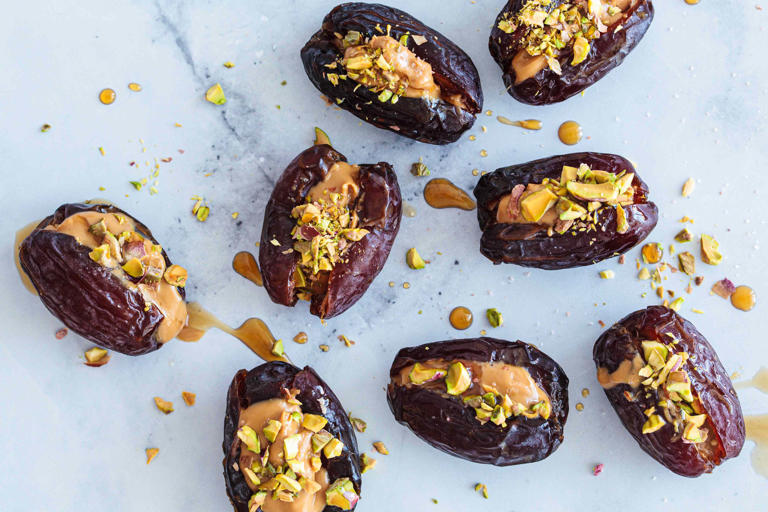 Skip the protein bars—dietitians recommend these 9 high-protein, high ...