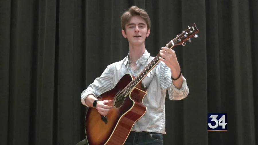 U-E High School senior is a finalist for Presidential Scholars program