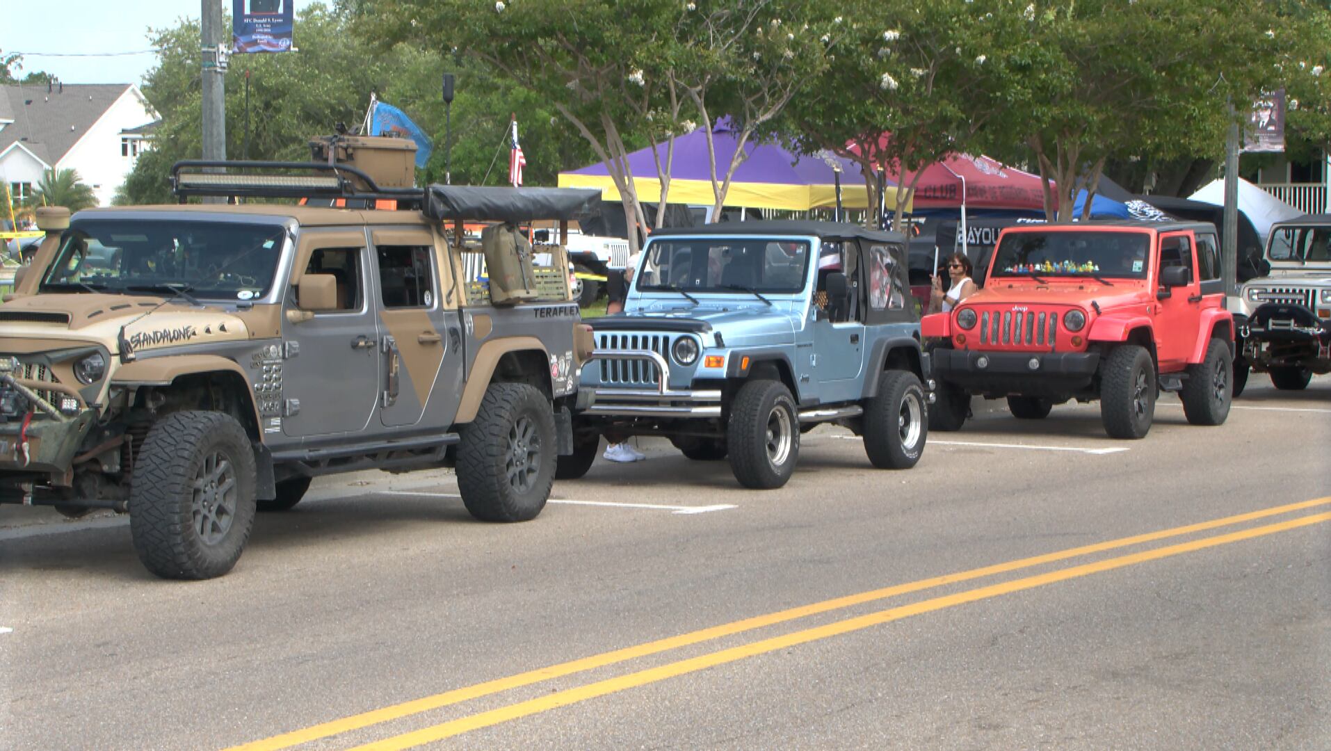 Thousands of Jeep enthusiasts gather in Long Beach for Jeepin’ the ...