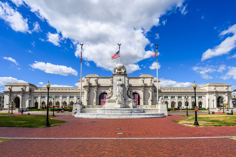 White House 'making America beautiful again' after restoring Columbus ...