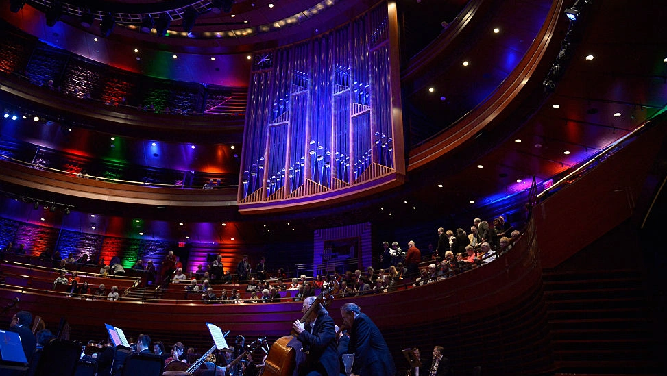 Philadelphia Orchestra artistic chief departs for Seattle Symphony