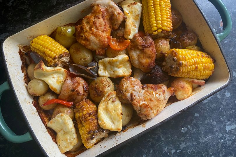 I made chicken traybake that is so quick and easy for midweek dinners