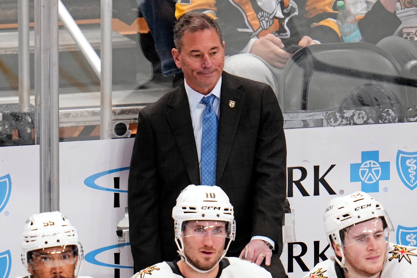 L'entraîneur-chef Bruce Cassidy est irrité de ne pas pouvoir rencontrer ...