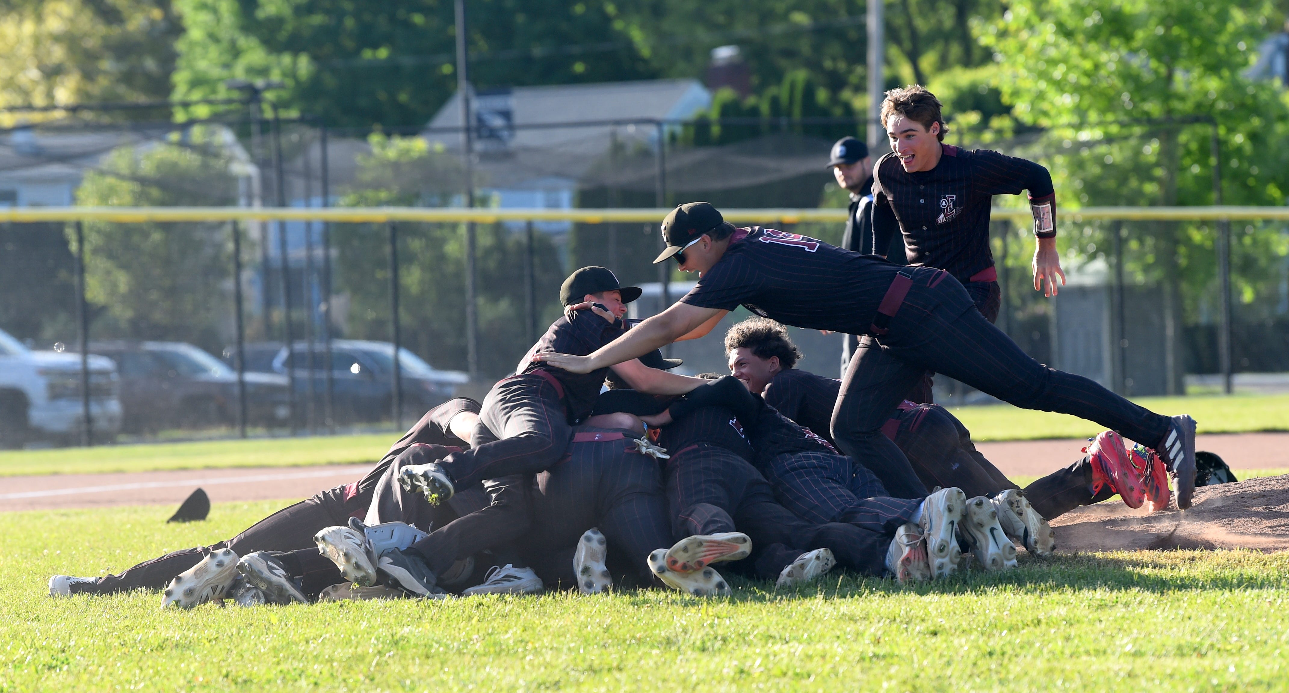 Elmira sweeps Corning to repeat as Section 4 Class AAA baseball champ