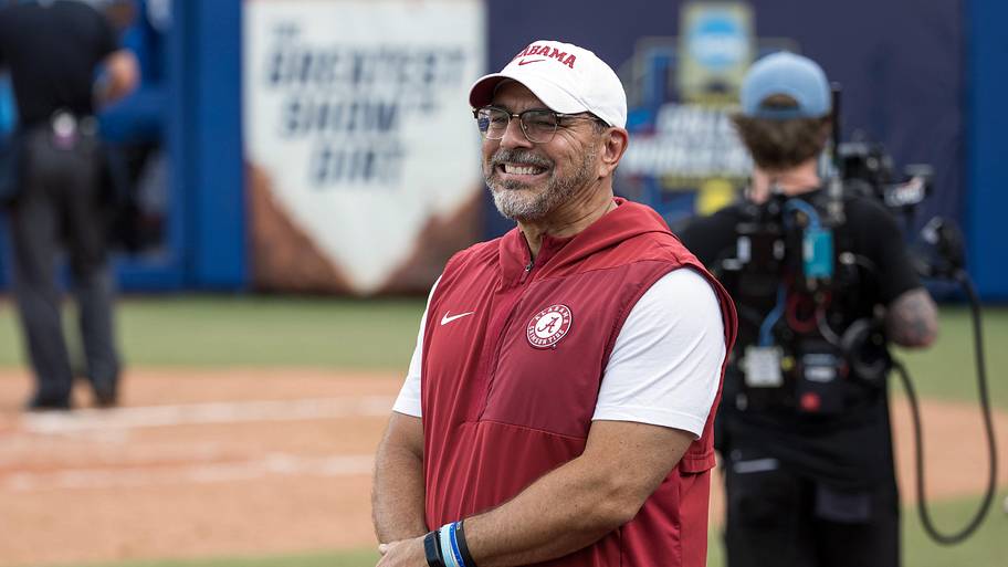 Everything Patrick Murphy, Alabama softball, said after beating UCLA in ...