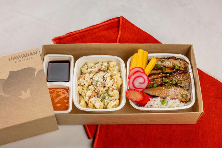 New Hawaiian Airlines menu, pre-order dining to take flight this summer