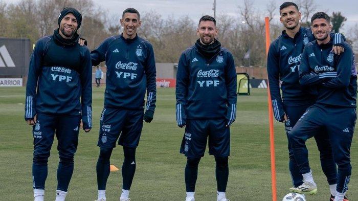 Titik cemas Timnas Argentina tak sekadar Lionel Messi, duo bek tengah ...