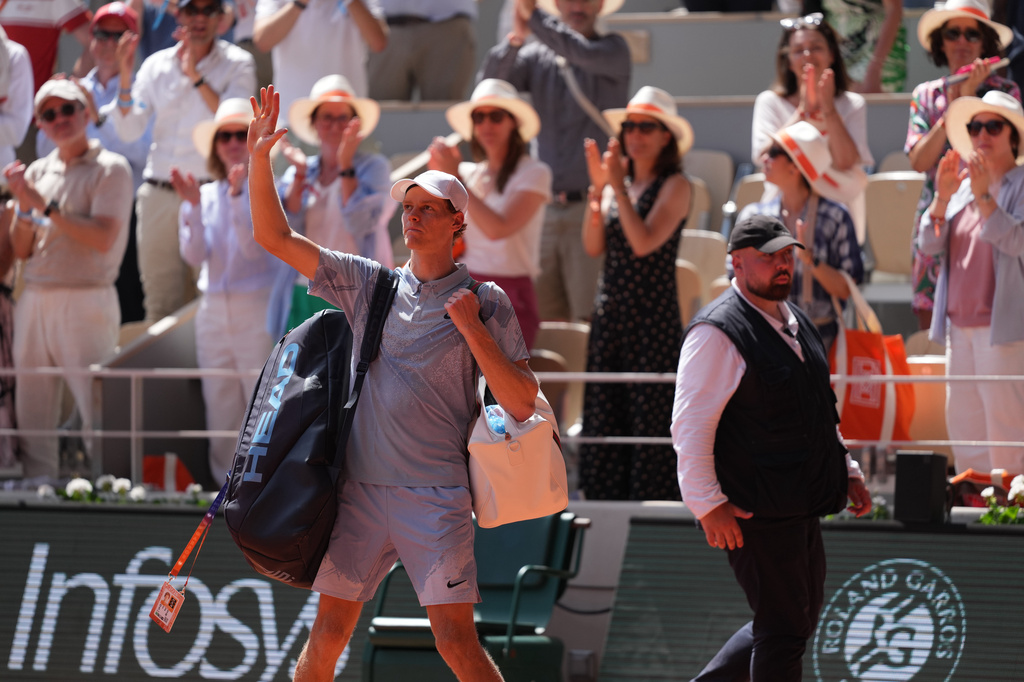 French Open stunner: No. 1 Jannik Sinner struggles with dizziness ...