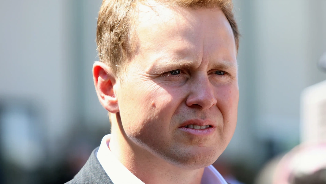 Spencer Pratt's unconventional campaign draws media buzz and funding edge