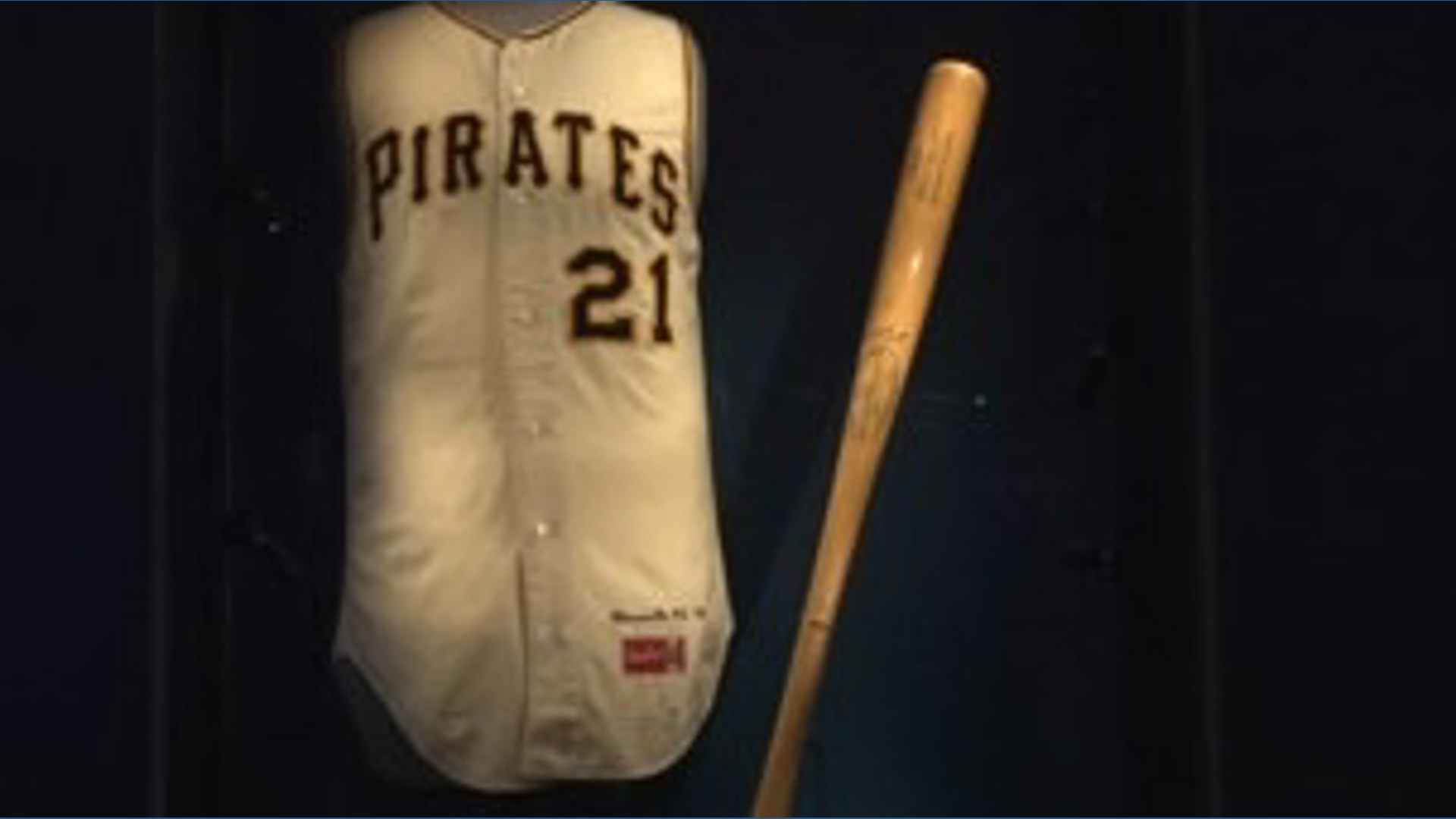 New Smithsonian exhibit showcases iconic pieces of American history