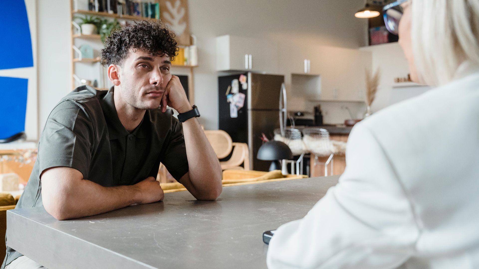 10 conversation habits that make you sound dull & 10 that make you magnetic