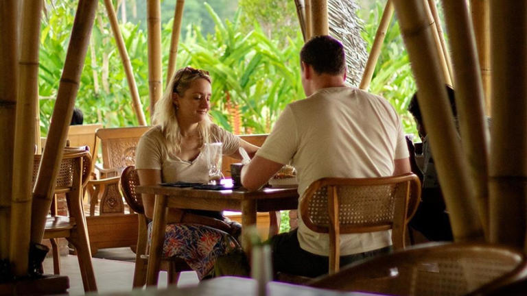 Habis keliling Candi Borobudur, Jawa Tengah? Ini 5 tempat makan siang ...
