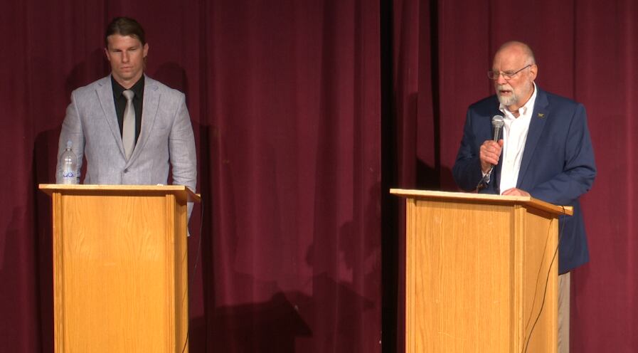 Minot mayoral, city council members face off at debate