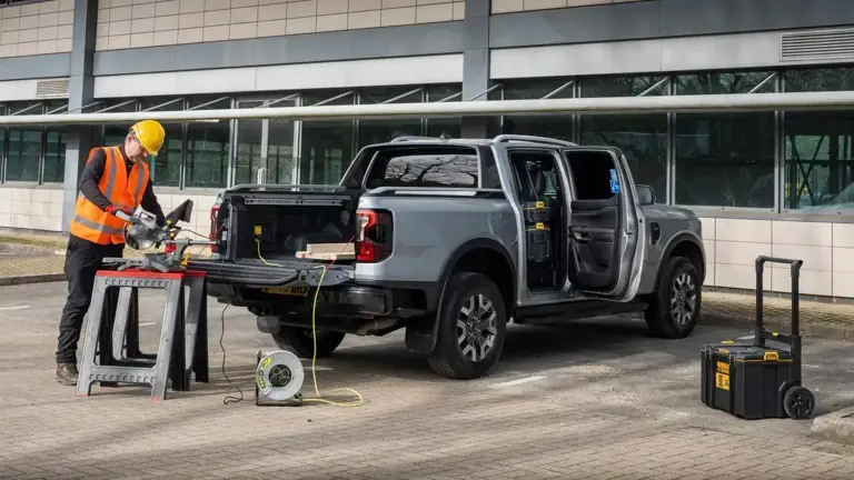 Ford Ranger adds new variant for UK with more doors than seats