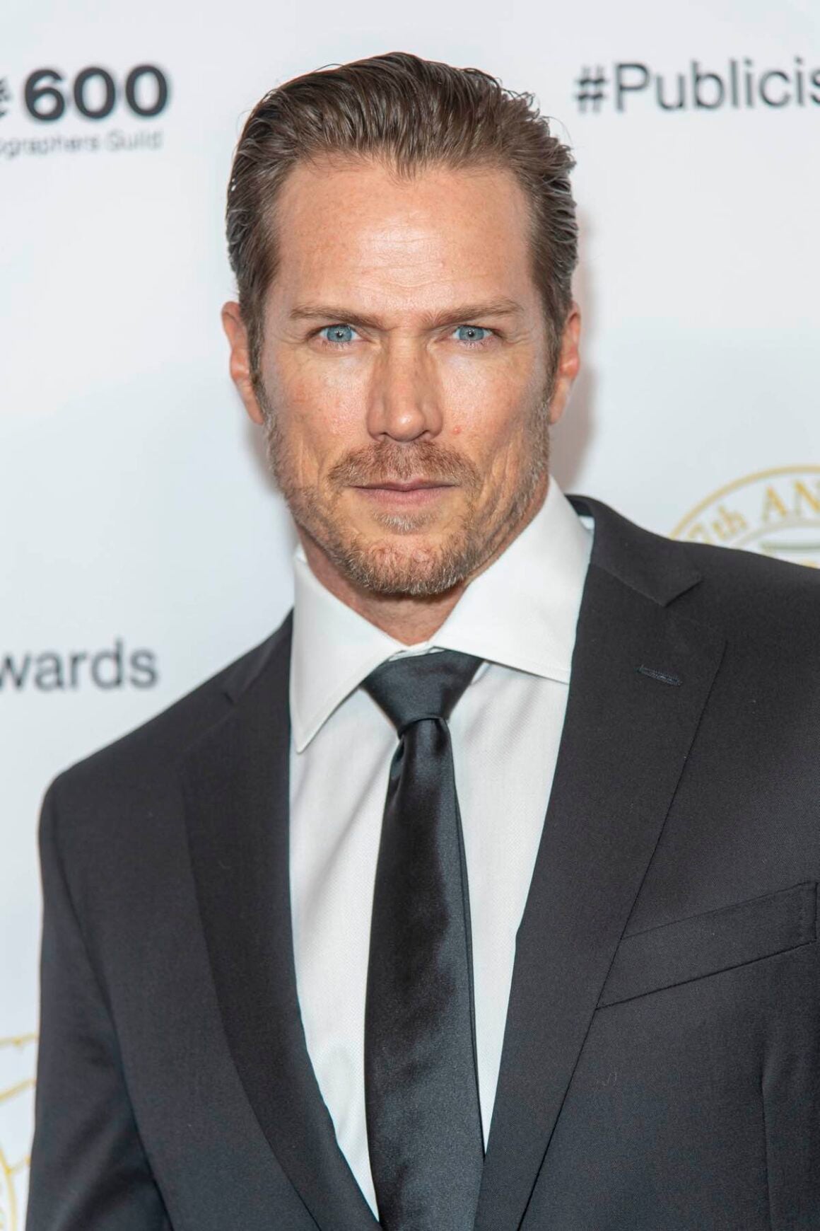 Sex and the City star Jason Lewis ditched LA for Costa Rica to write a ...