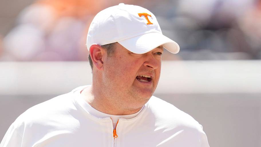 Tennessee football recruiting seemingly falling behind in latest rankings