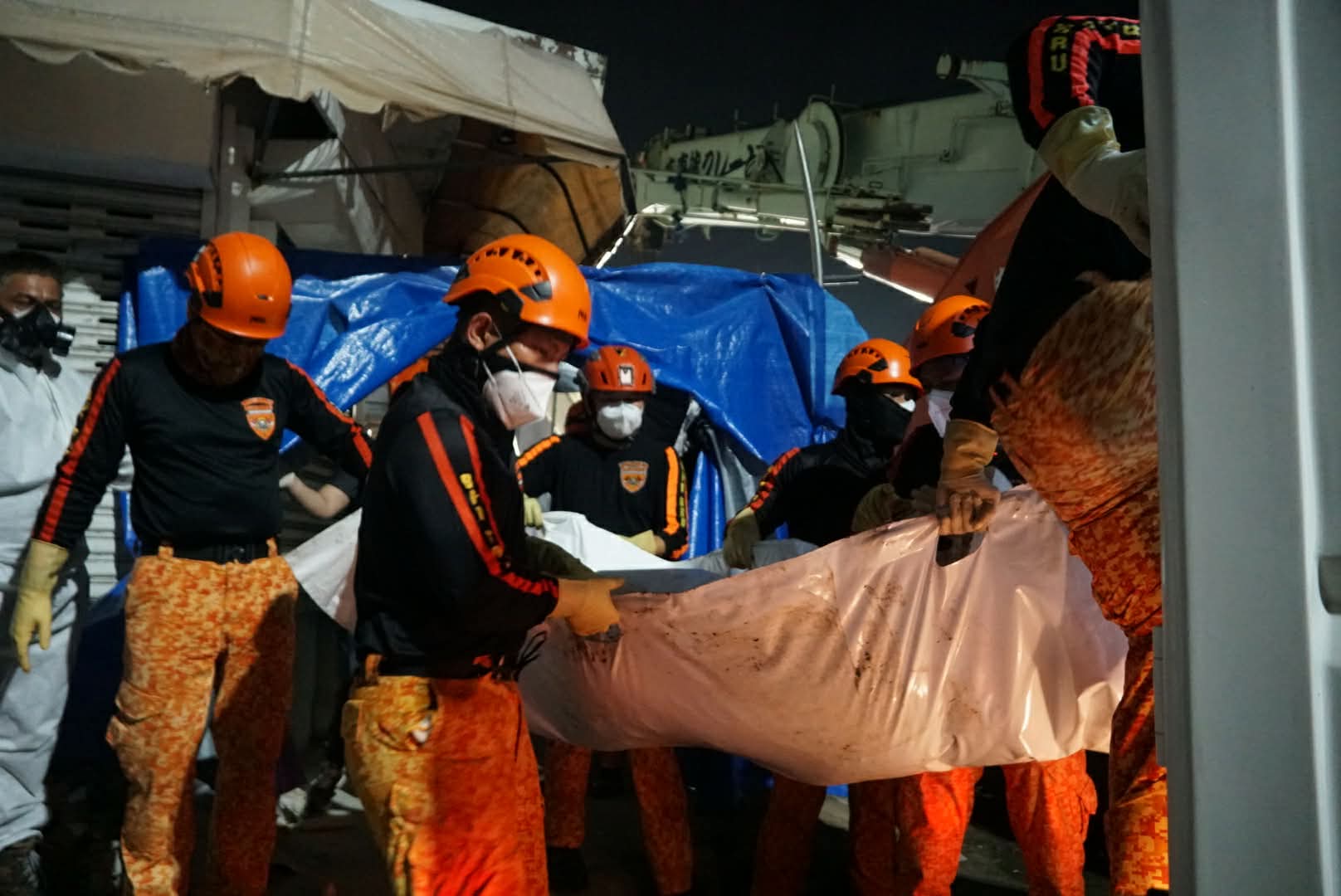 Death toll in Angeles building collapse rises to 6