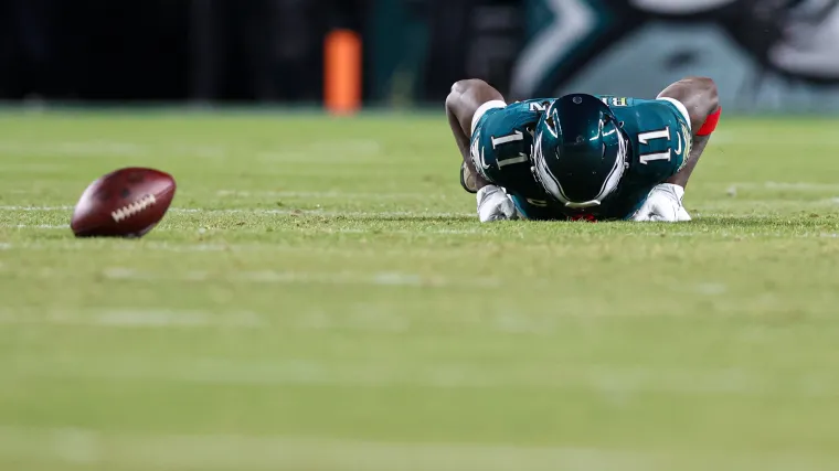 Can Patriots get AJ Brown's career back on track after down year?