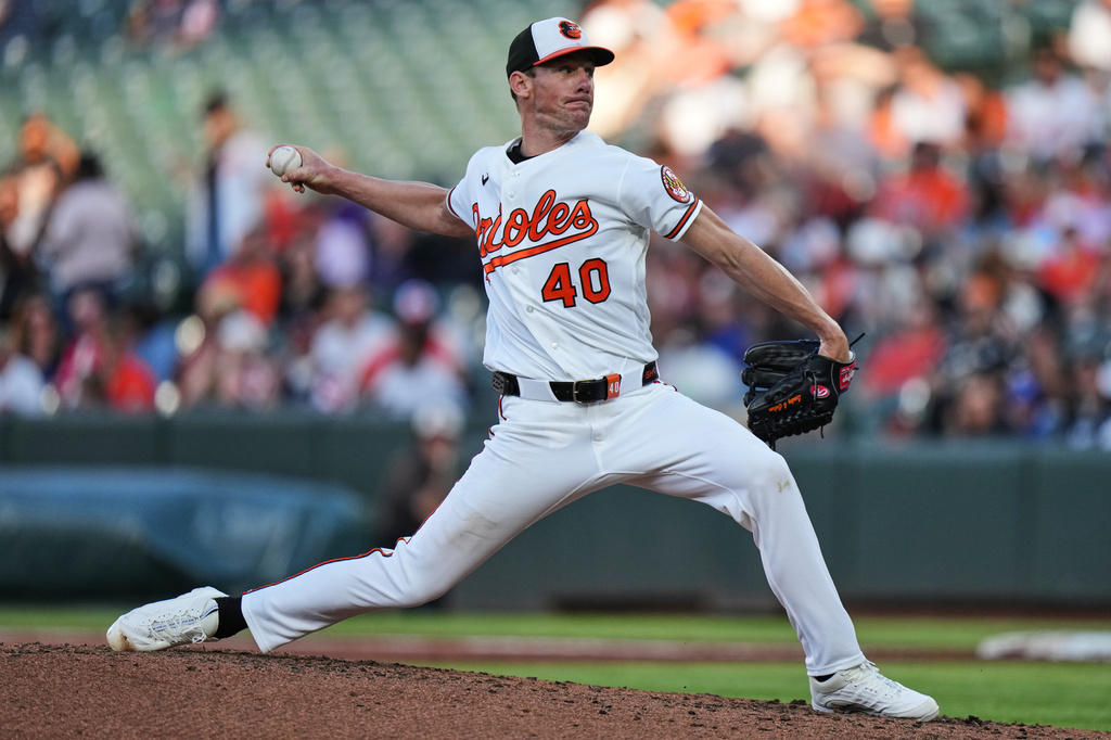 Bases-loaded walk lifts the Blue Jays to a 2-1 victory over the Orioles