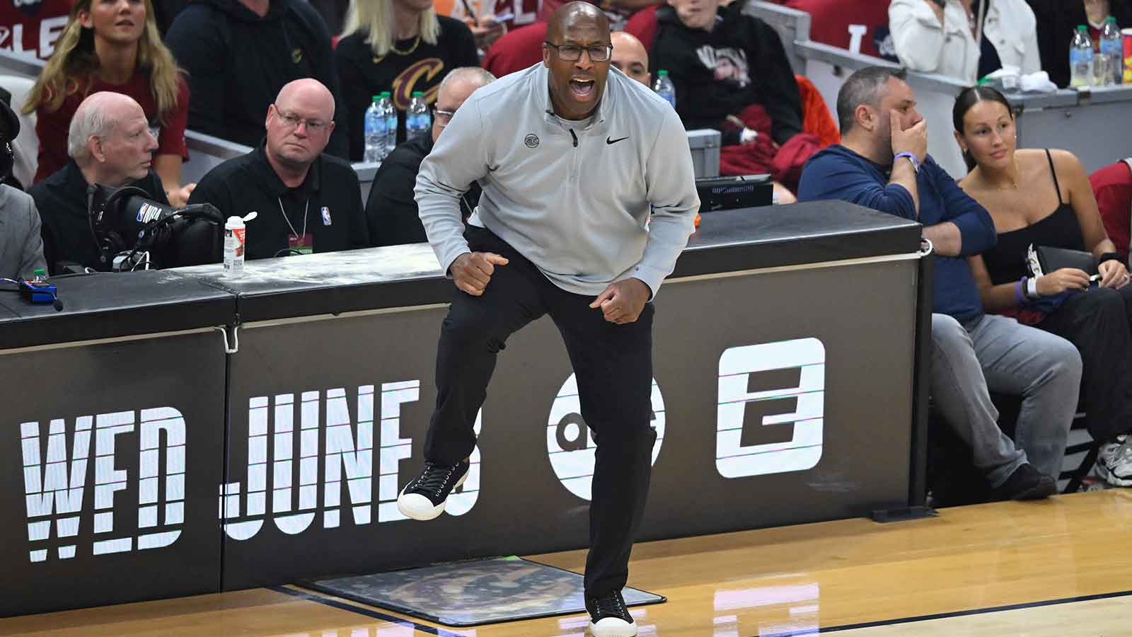 Knicks’ Mike Brown finally reveals which team he is rooting for in ...