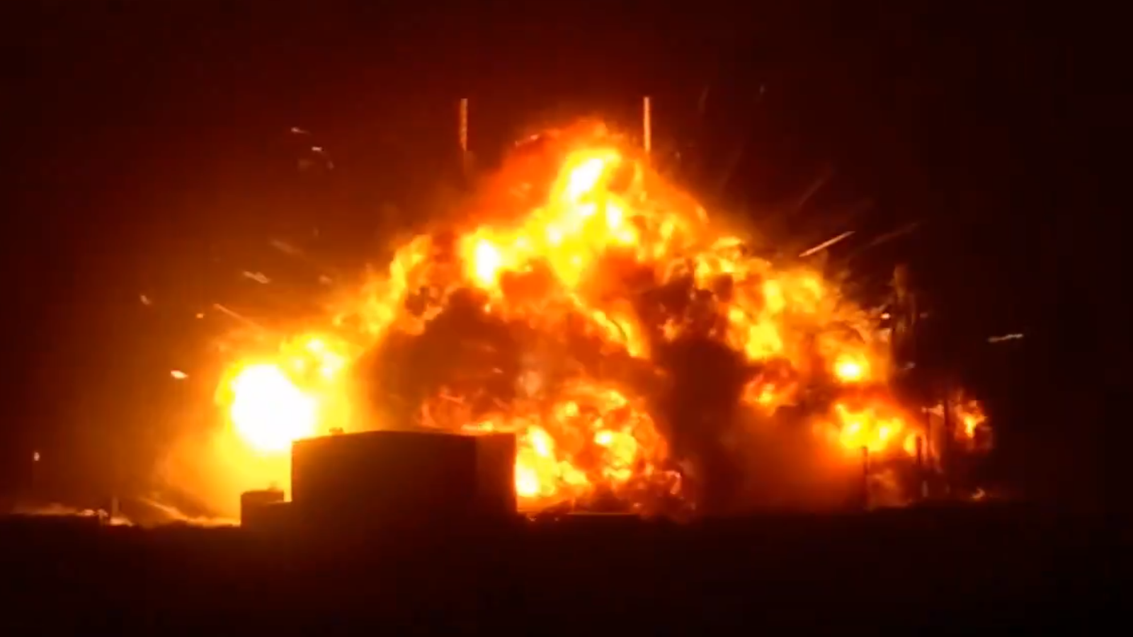 Blue Origin rocket explodes in fireball during launchpad test