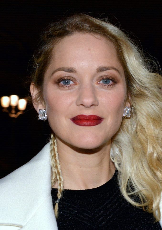 Marion Cotillard se confie sur la passion PSG de son fils Marcel