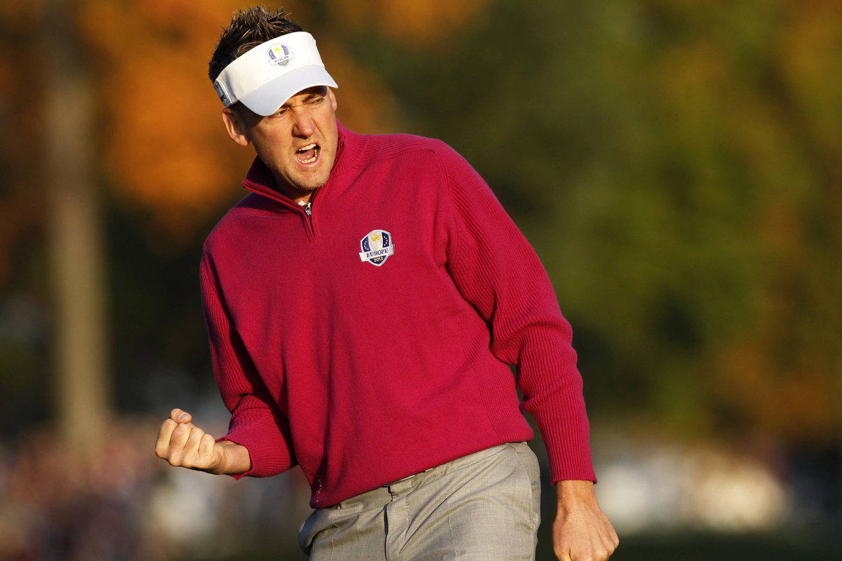 Bryson DeChambeau among three co-leaders at LIV Korea event: Round 1 ...