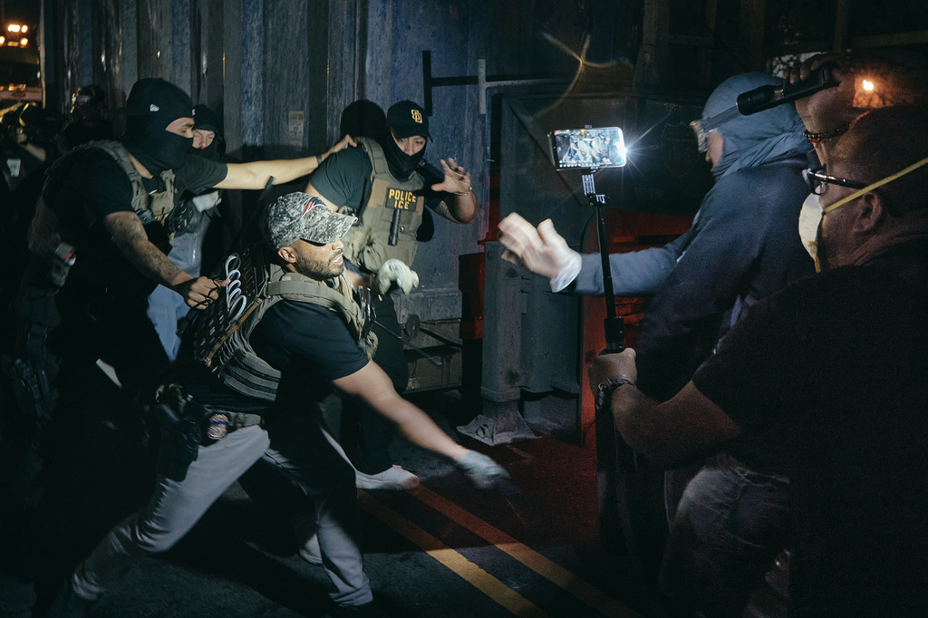 Photos show protestors and ICE agents clashing outside a New Jersey ...