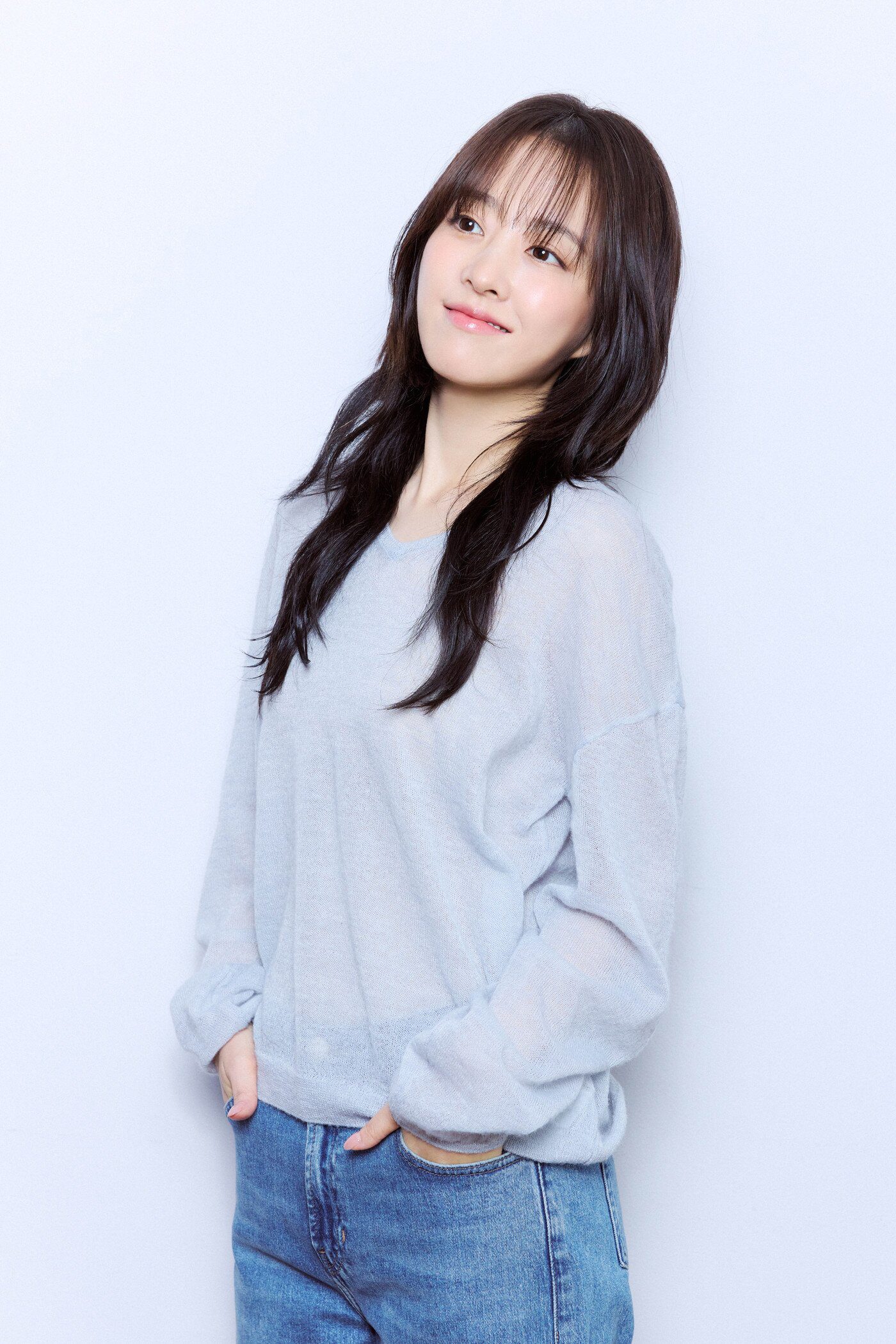 Park Bo Young says Lee Kwang Soo’s dark side in ‘Gold Land’ gave her a ...
