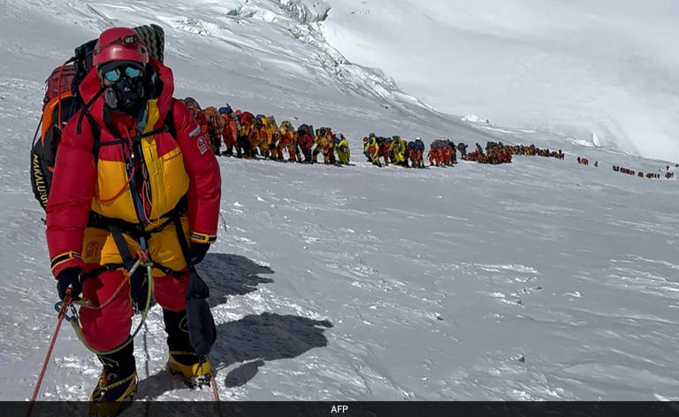 Mount Everest 2026 sees record rush, over 1000 climbers summit before ...
