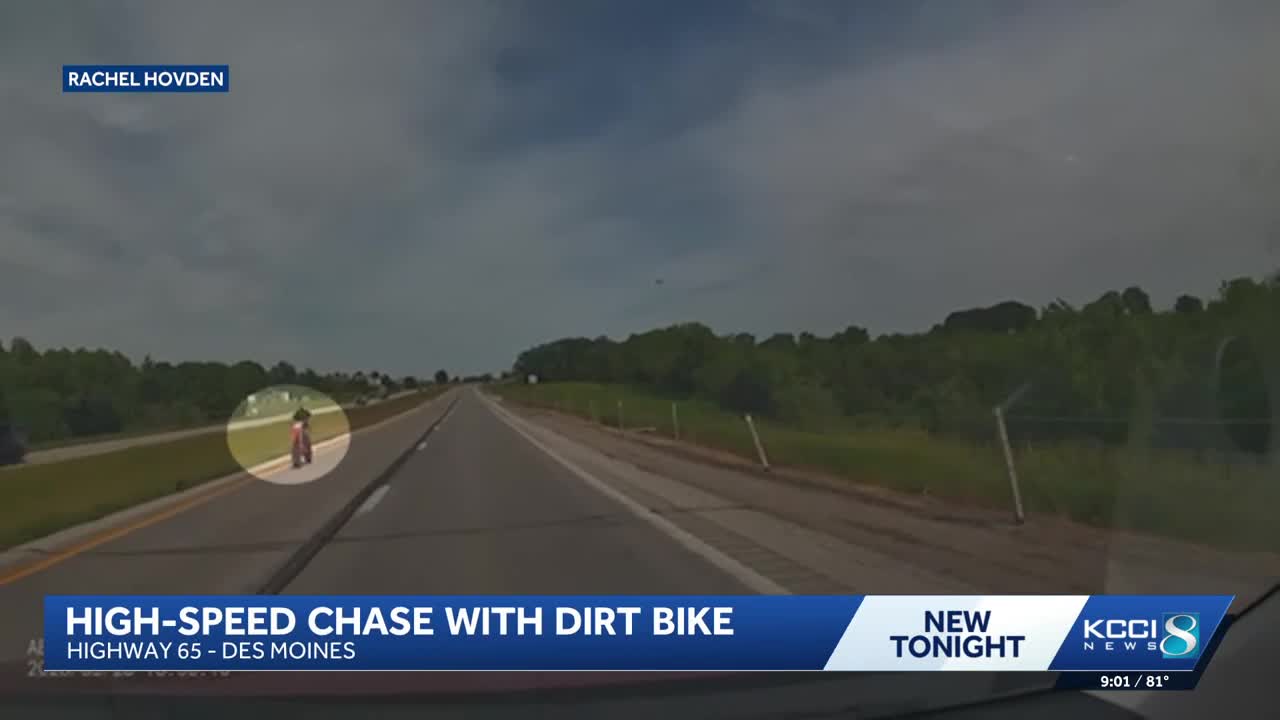Video shows police chase involving wrong-way dirt bike in central Iowa