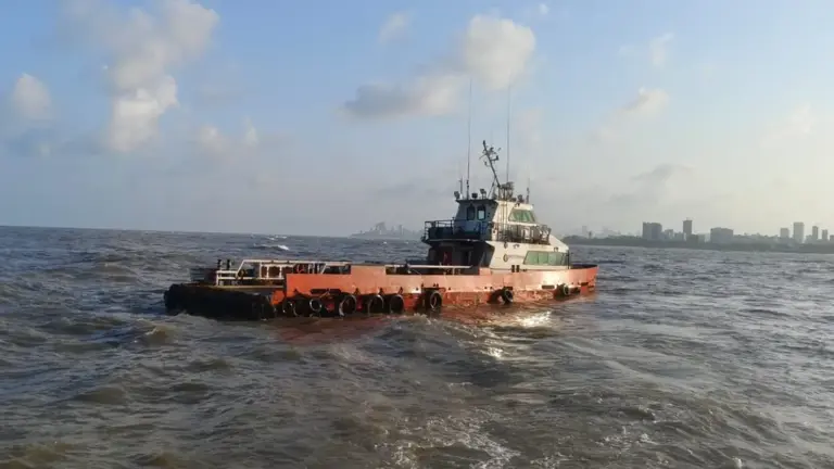 Mumbai: CISF rescues nine crew members from sinking tugboat near Colaba