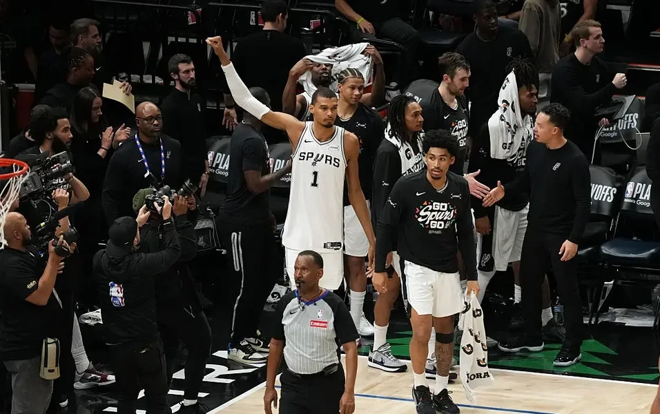 Beverley questions officiating as Spurs face Game 6 test