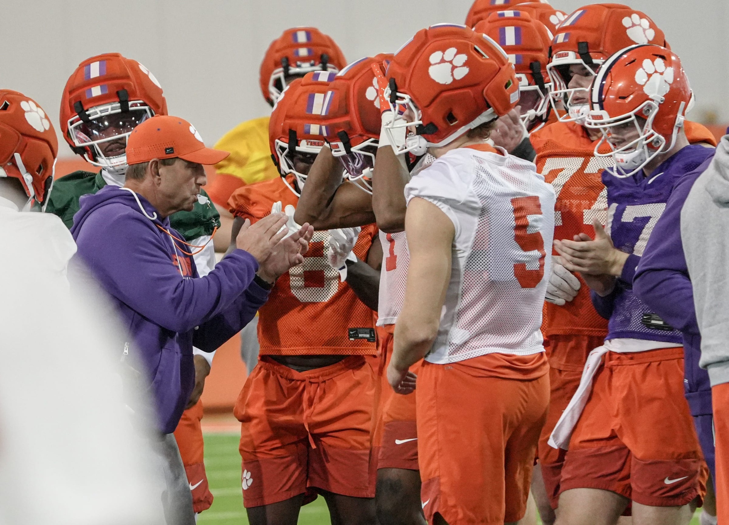 4-star OL Elijah Morrison commits to Clemson over Georgia, Florida and ...