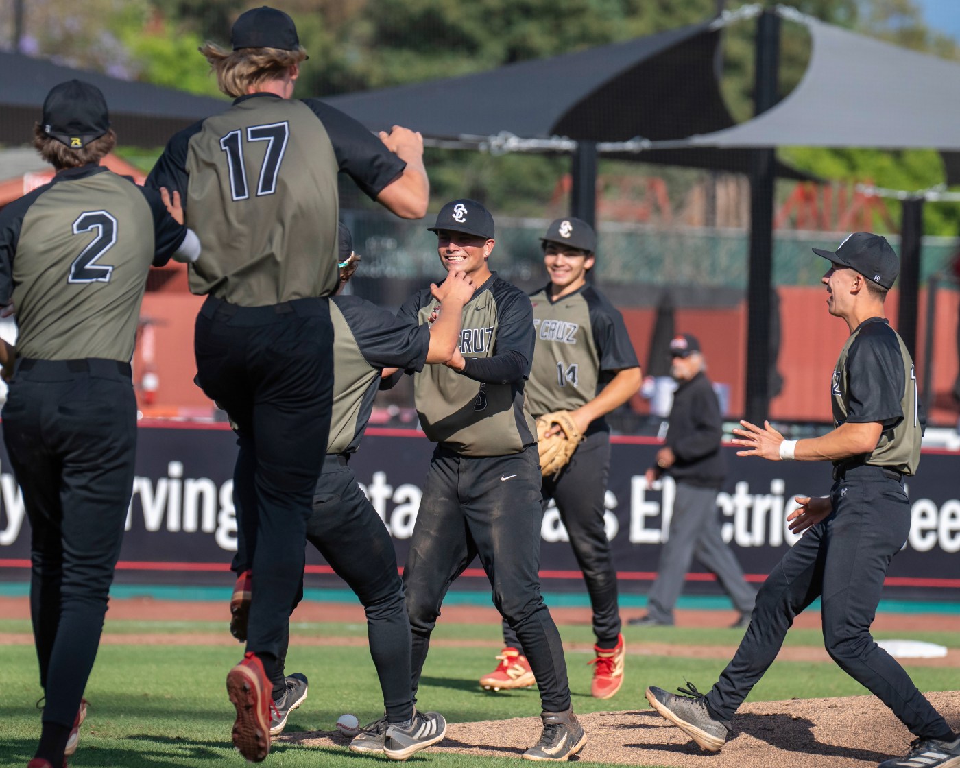 Santa Cruz rides Adam Fowler’s 1-hitter to program’s second section ...