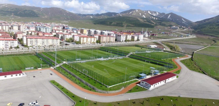 Erzurum’da kamp yapan takımlar başarılarıyla dikkat çekti
