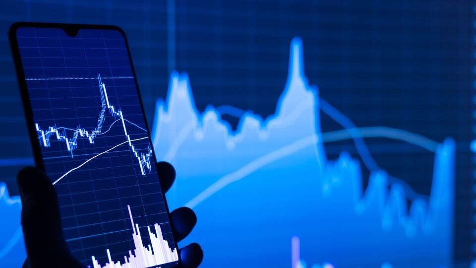 Small-cap stock under ₹10 jumps despite sideways trends on Dalal Street