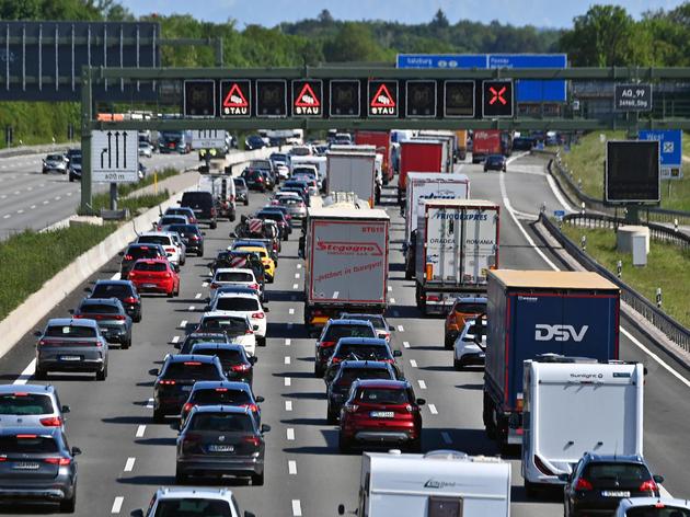 Urlaub mit dem Auto? Bei diesen drei Autobahn-Verstößen wird es richtig ...