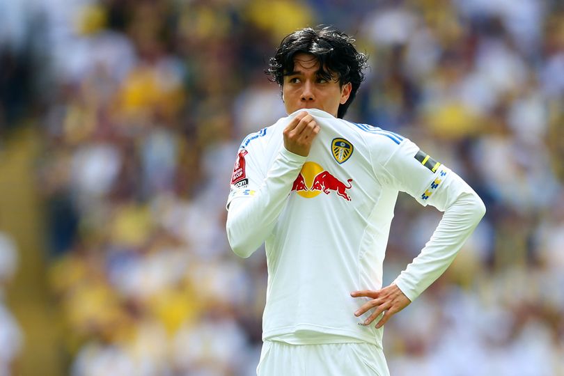Ao Tanaka opens up on January transfer exit thoughts and Leeds United ...