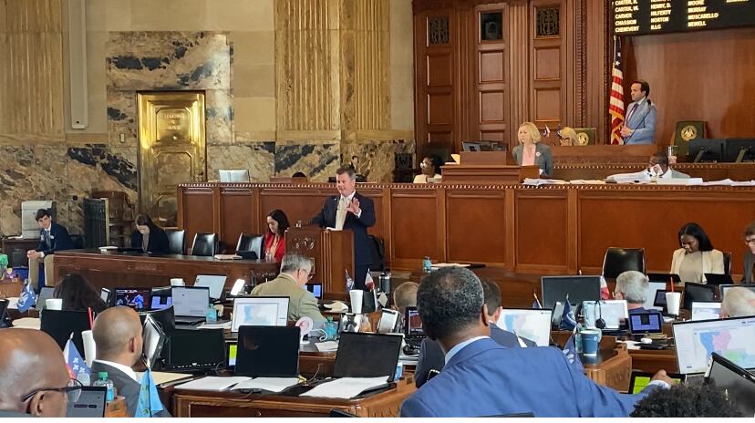Bill that redraws La.’s congressional district map one step away from ...