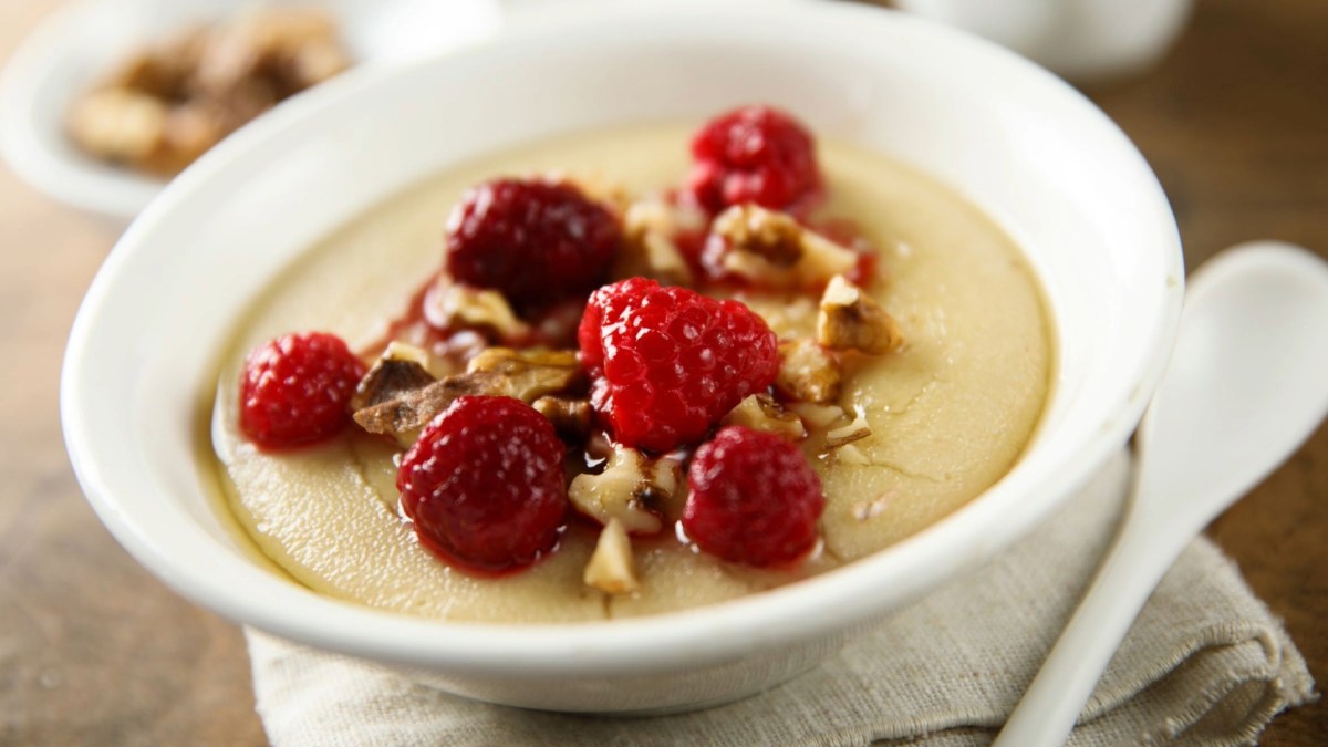 Grießpudding-Bowl: süßes Wohlfühl-Frühstück