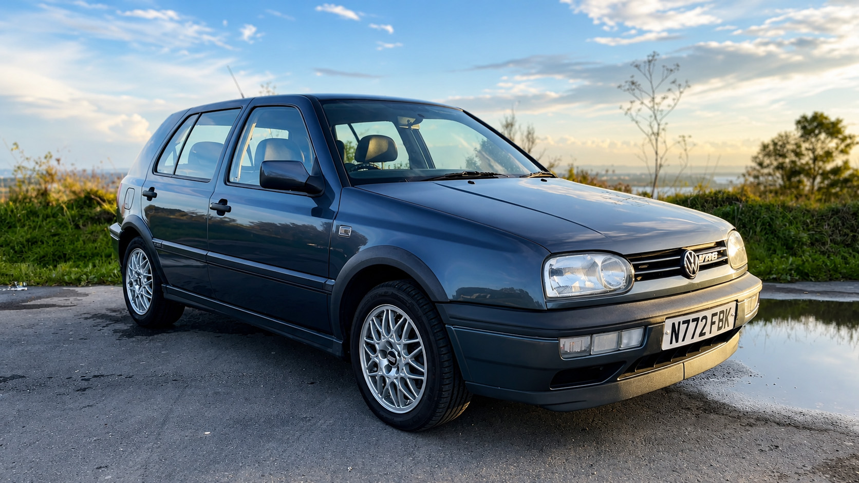 Can an old Golf Mk3 still challenge a modern GTI?