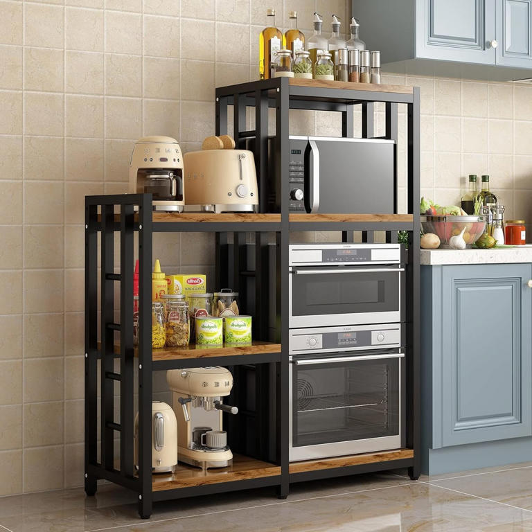 Rapi dan praktis! 8 model rak bumbu dapur minimalis modern