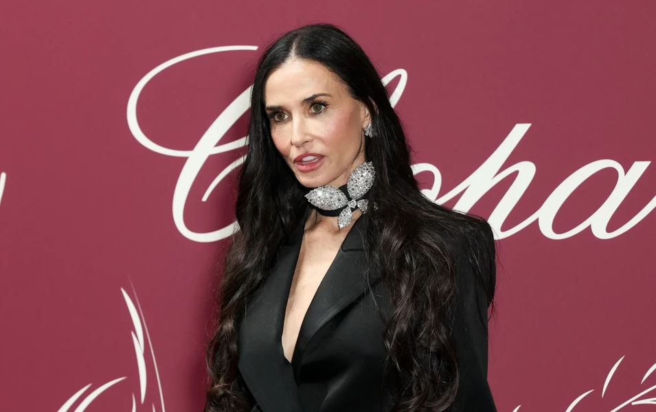 Demi Moore backs Rumer Willis in custody abuse claims