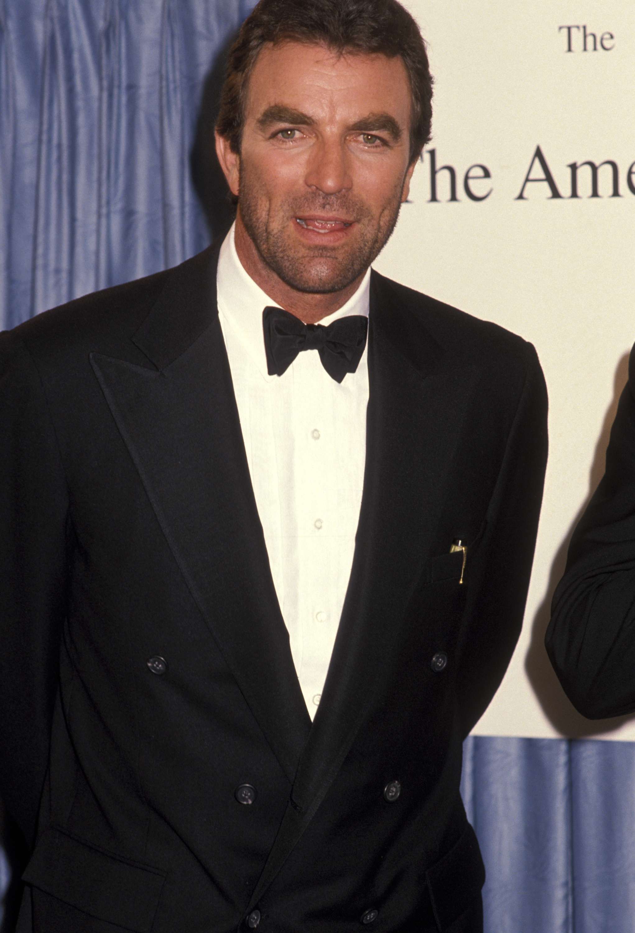 What does Tom Selleck look like without his mustache?